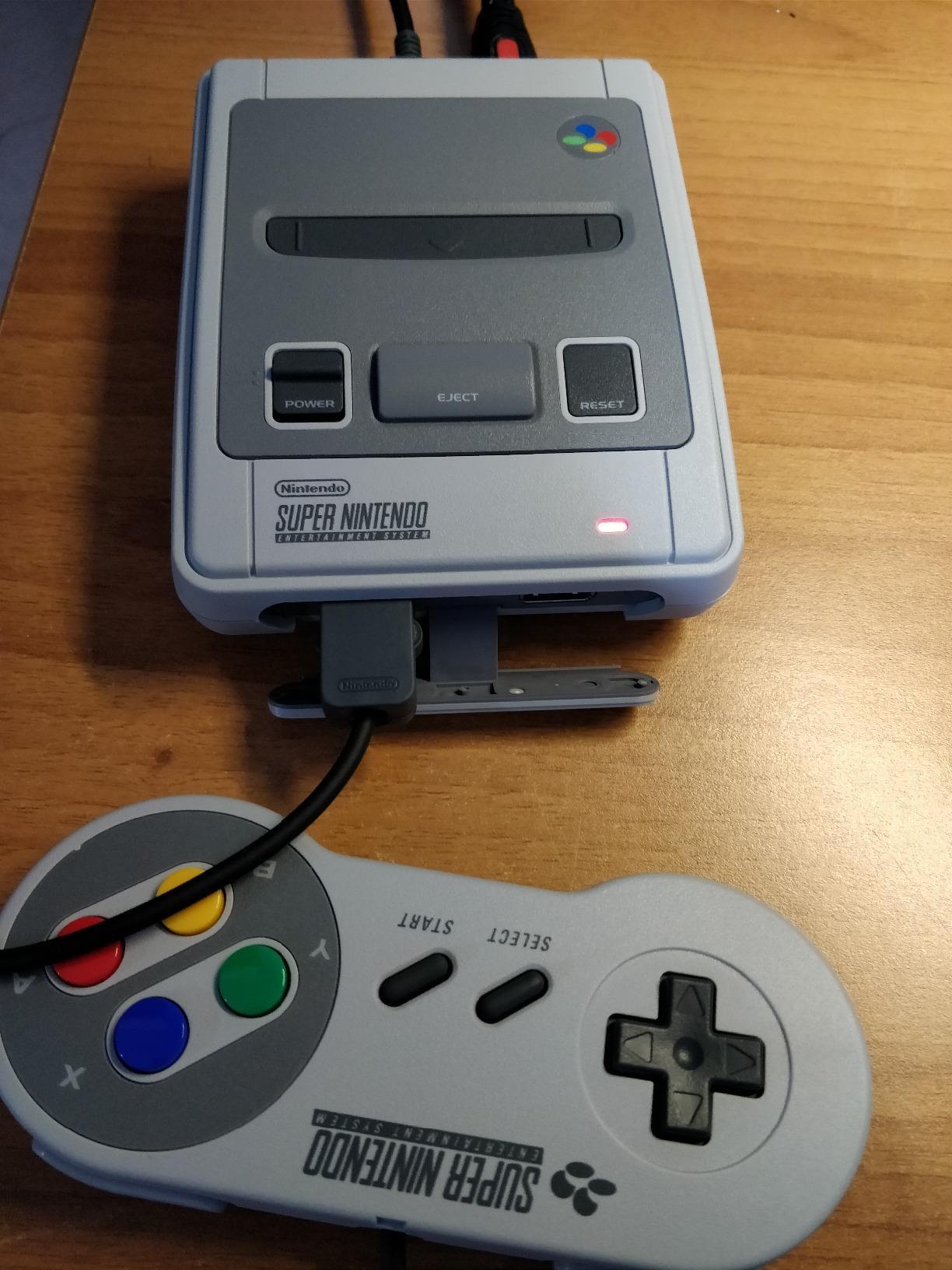 Nintendo Classic Mini: Super Nintendo Entertainment System : Amazon.it ...