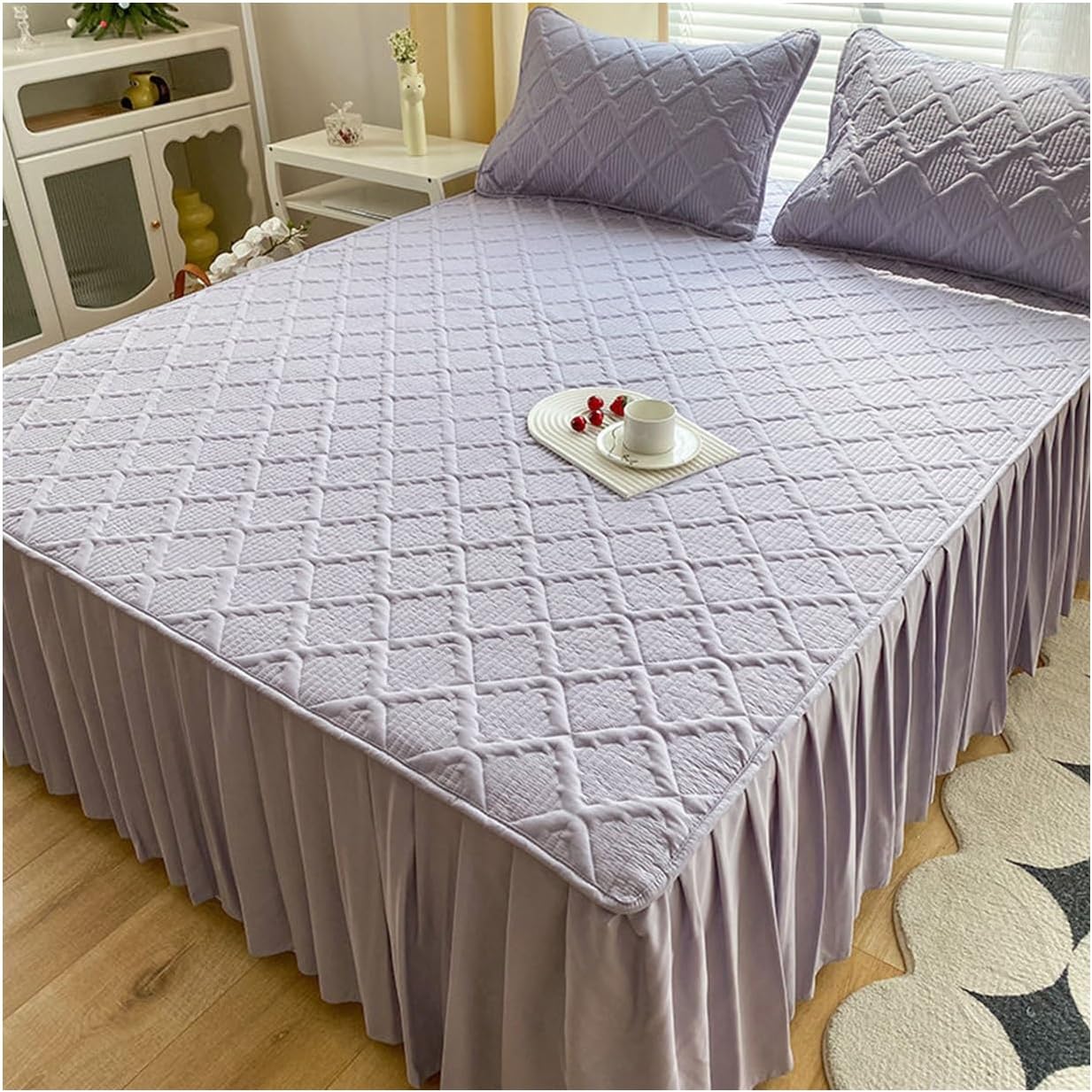 Amazon.com: Luxury Velvet 3-Pieces Ruffle Bed Skirt King Size Quilted ...