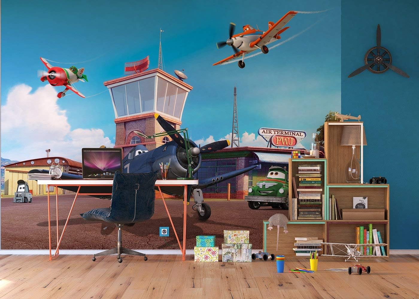 Disney Planes Skipper Riley Wallpaper XXL : Amazon.ca: Home
