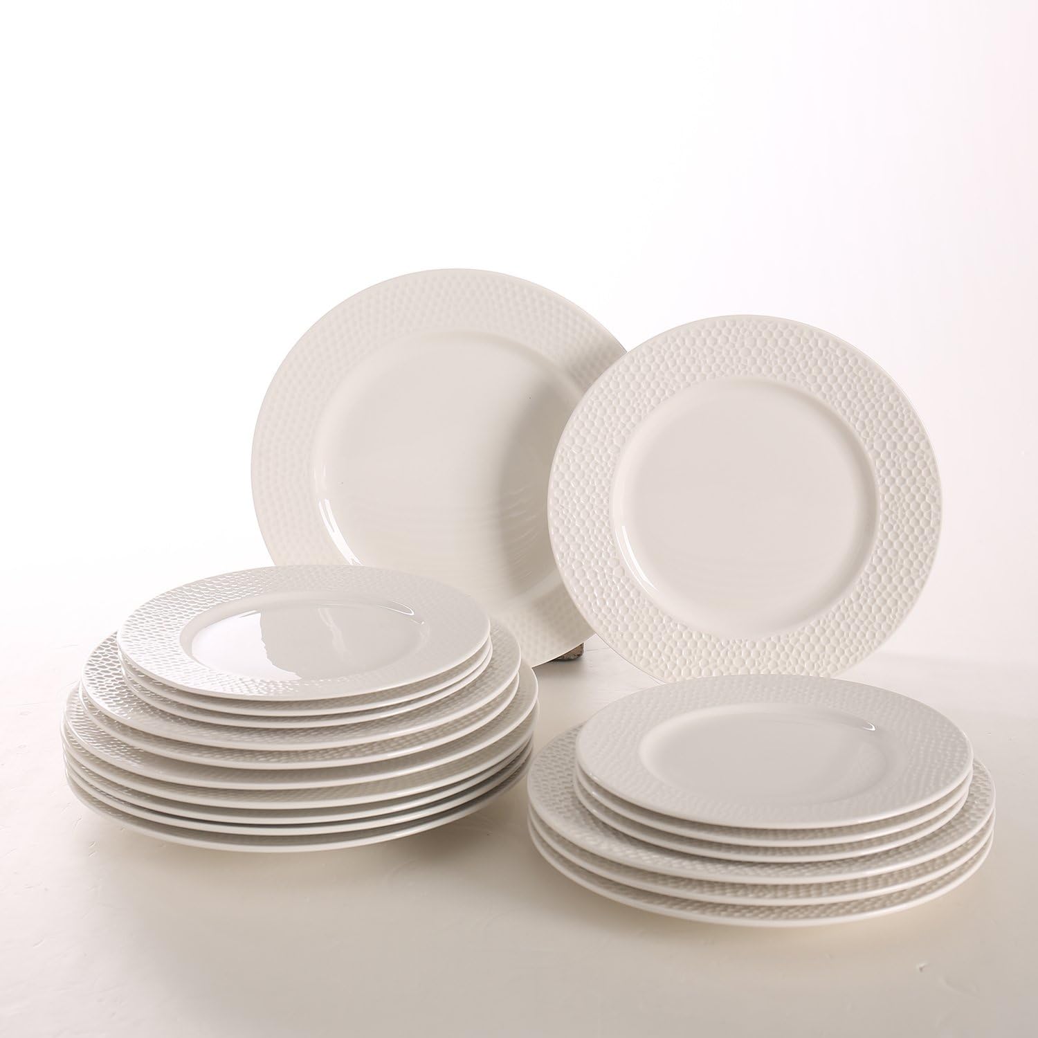 Amazon.com: SOLECASA "18-Piece" Fine Porcelain Dinnerware Plate Set ...
