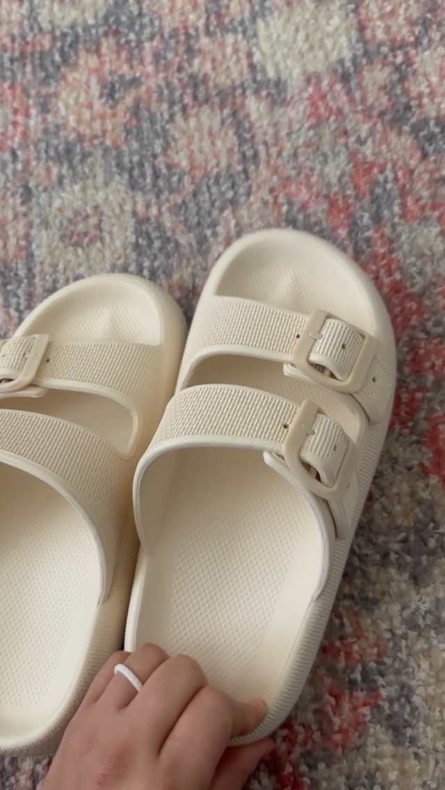 Watch You are walking on marshmallows on Amazon Live