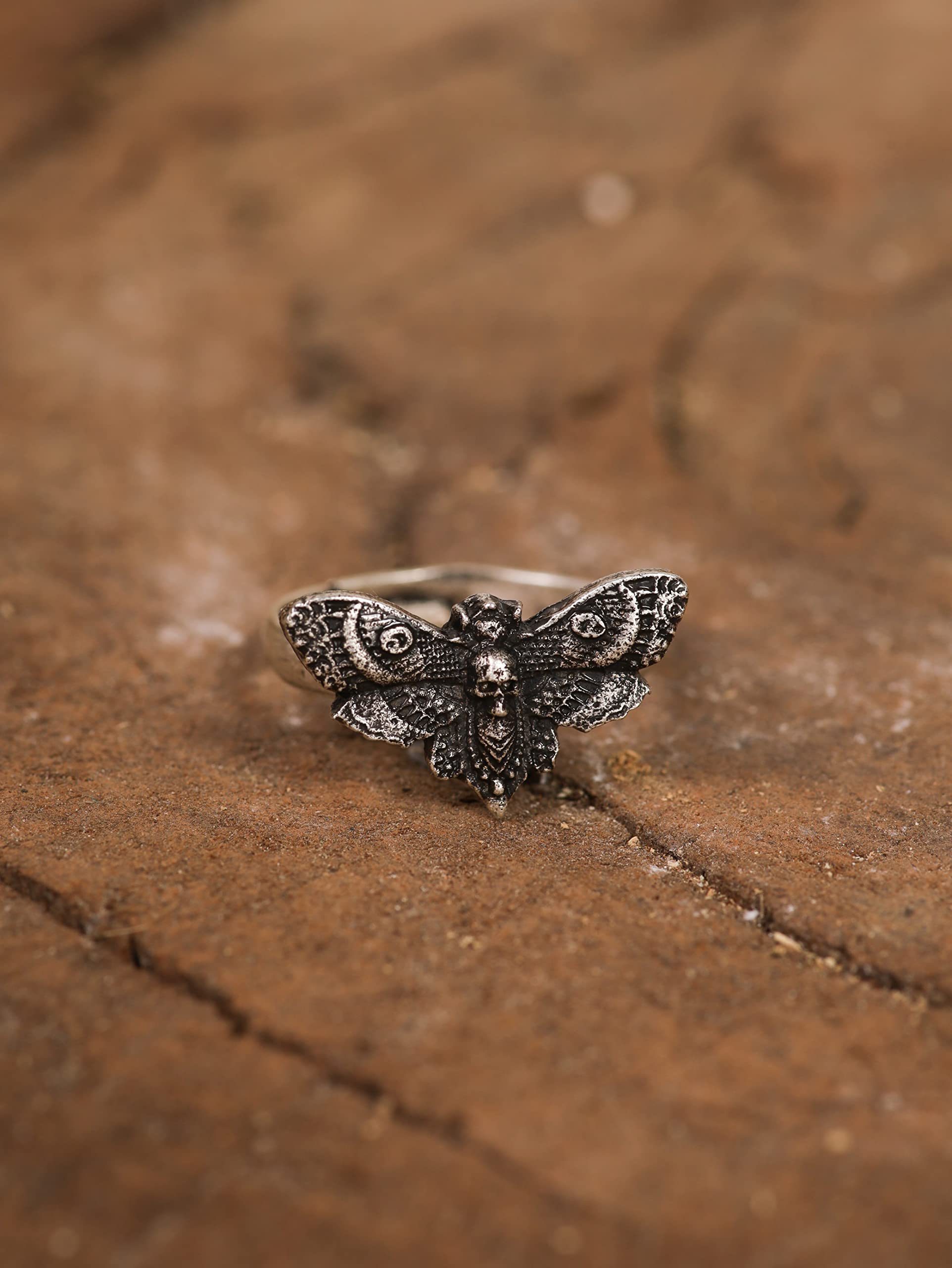 Snapklik.com : Creepy Skull Moth Adjustable Ring, Vintage Insect Bug ...