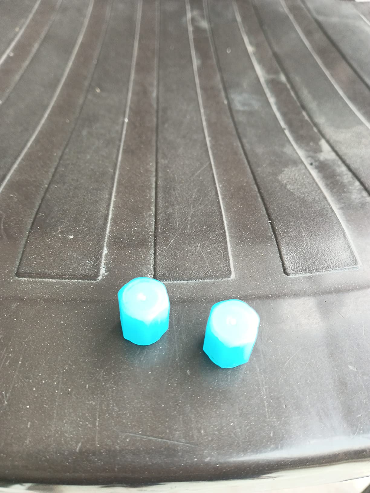 AUTO SNAP TINGKAT Car/Bike Wheel Tire Rim Air Valve Cap Radium Tyre Air ...