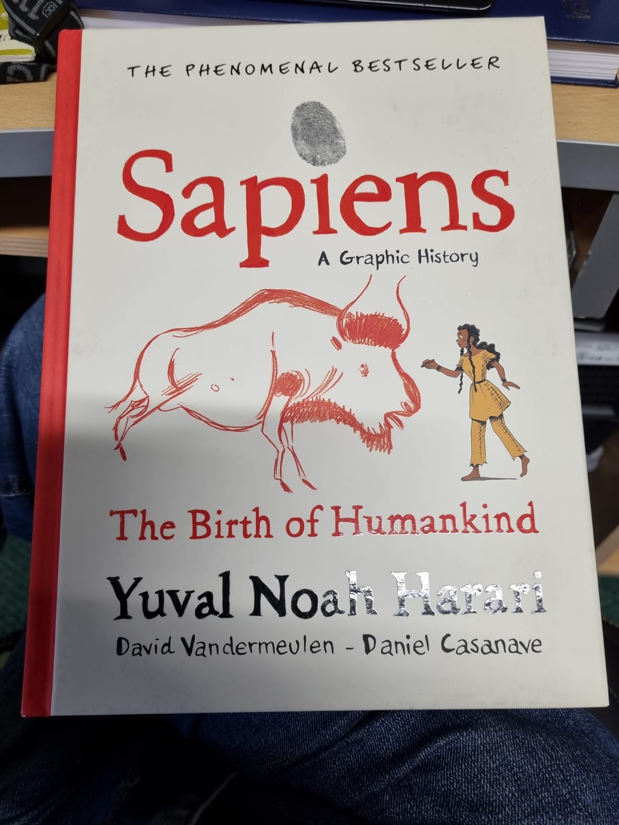 Sapiens A Graphic History, Volume 1: The Birth of Humankind (SAPIENS: A ...