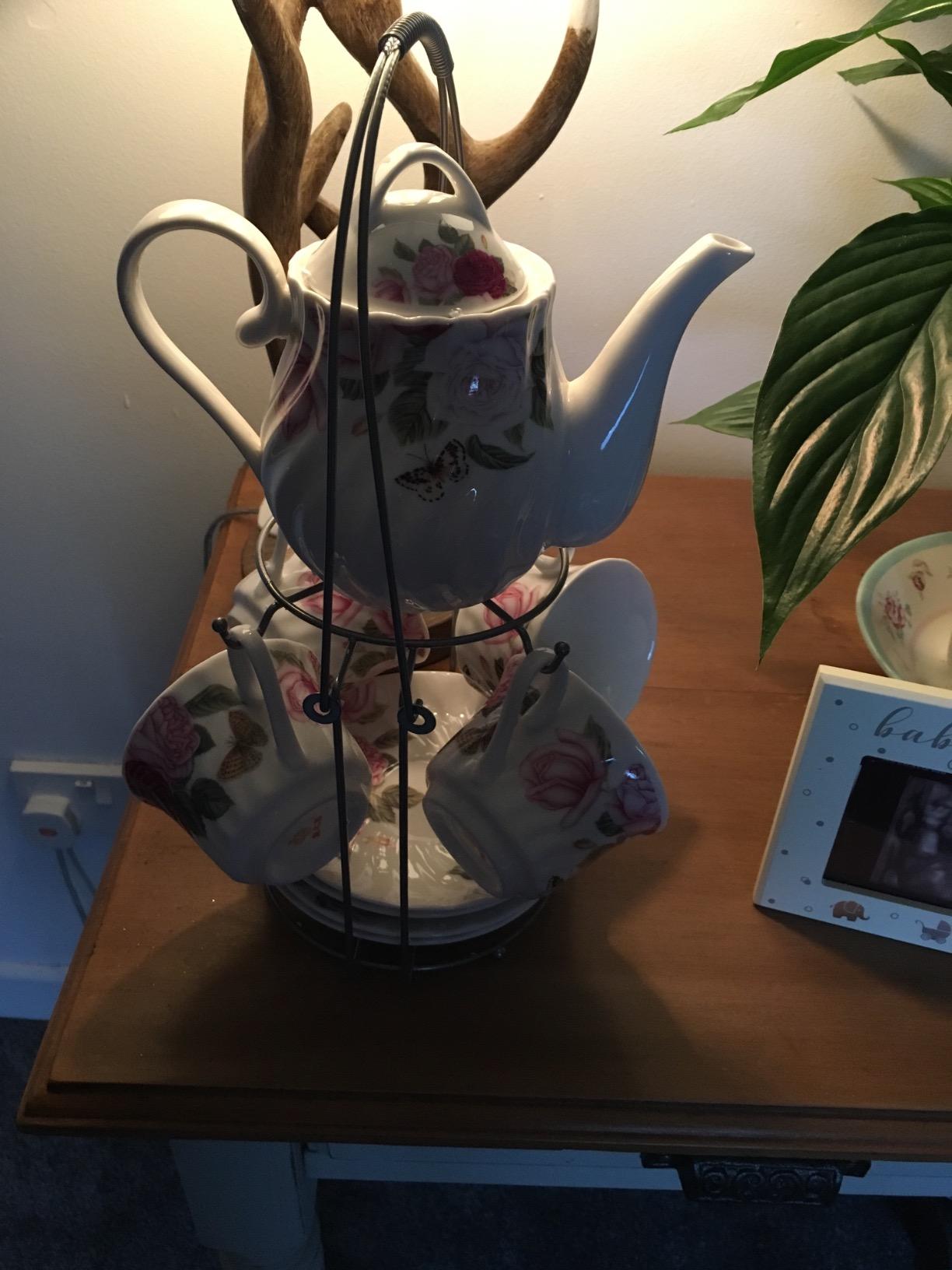 ufengke®White and Red Rose Flower 9 Piece European-Style Ceramic Tea ...