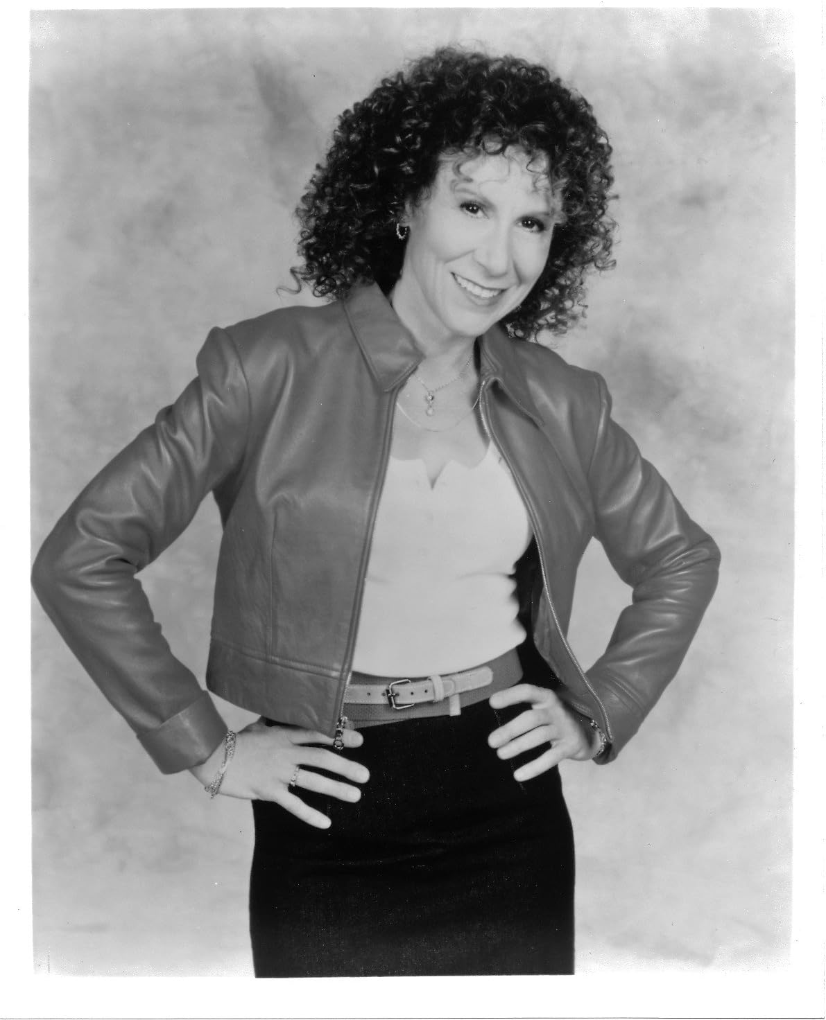 Rhea Perlman Cheers 8x10 glossy photo F7579 at Amazon's Entertainment ...