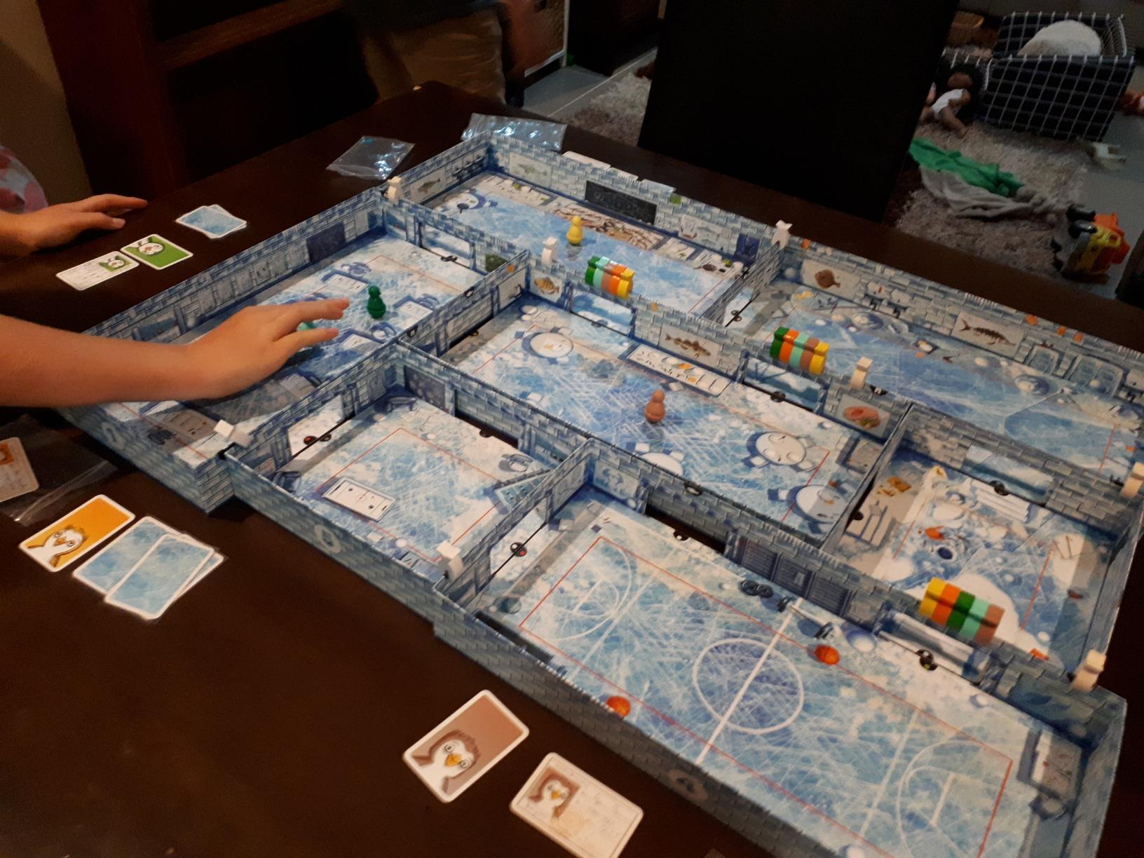 Ice Cool - Board Game : Amazon.com.au: Toys & Games