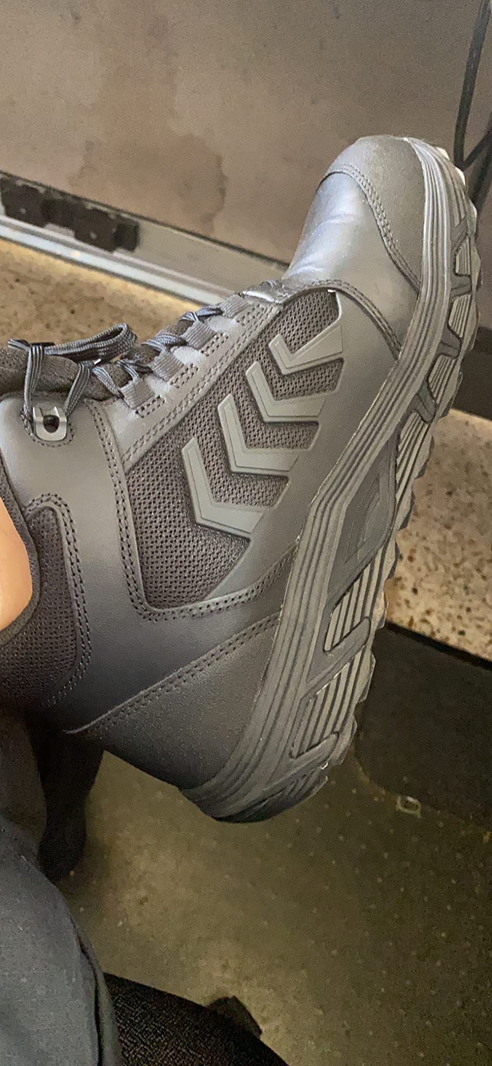 Amazon.com: Bates Men's Rush Mid Shield Vent Military and Tactical Boot ...