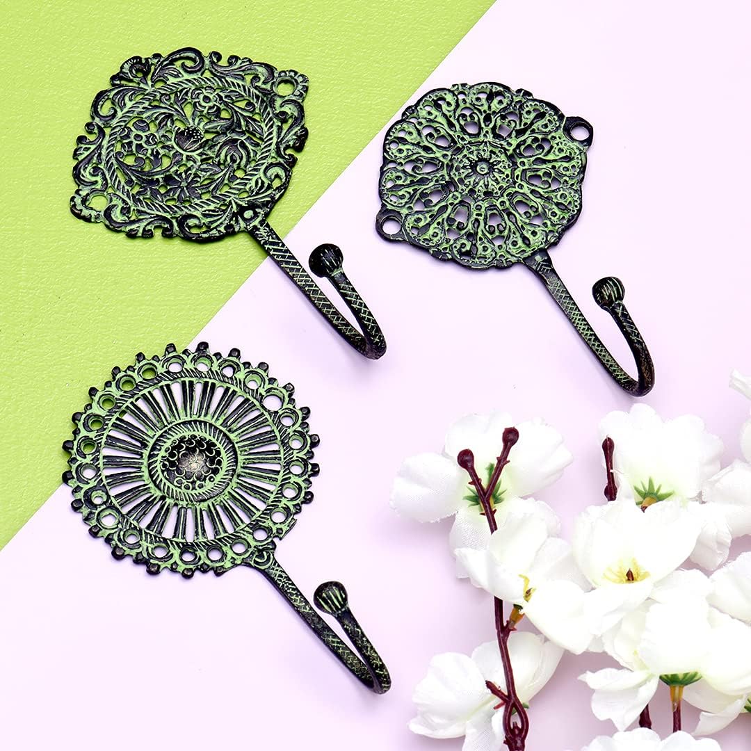 Amazon.com: ZOYA - CERAMIC KNOBS Assorted Ceramic Hooks Handpainted ...