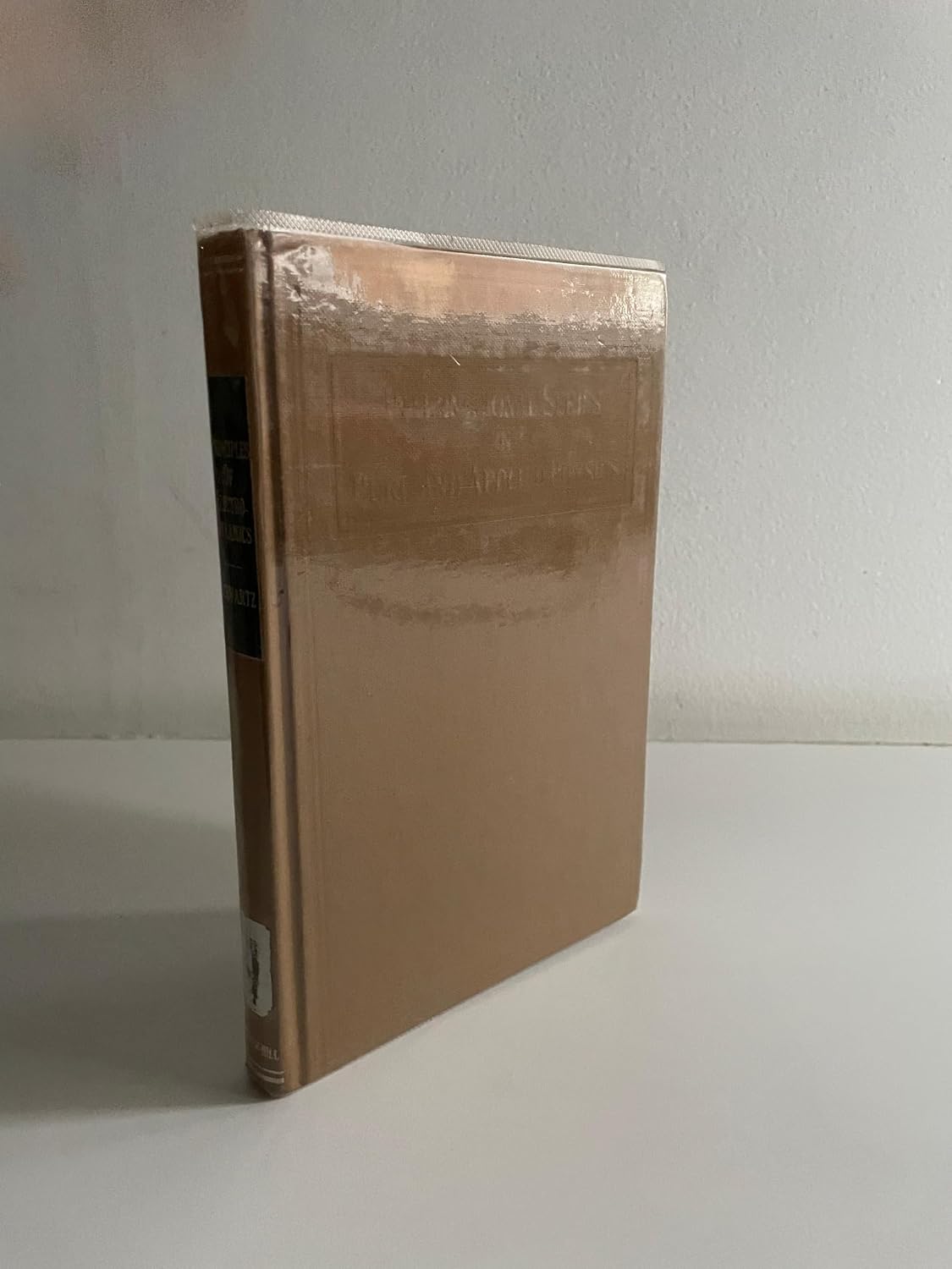 Principles of electrodynamics (International series in pure and applied ...