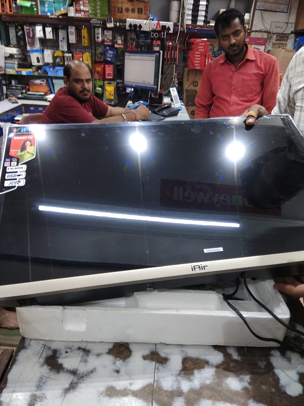 IAIR 81 cm (32 Inches) HD Ready Smart LED TV IR32S1HD (Black) (2020 ...