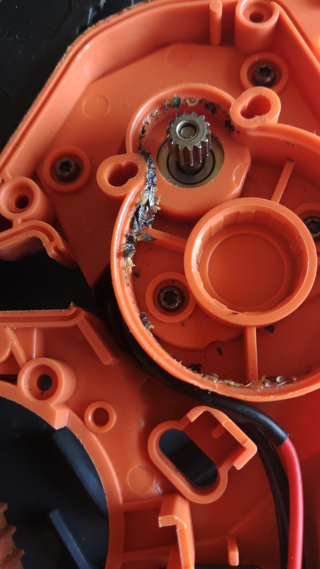 Amazon.co.jp: Chainsaw, Small Chainsaw, Safety Lock, 6 Inches, One ...