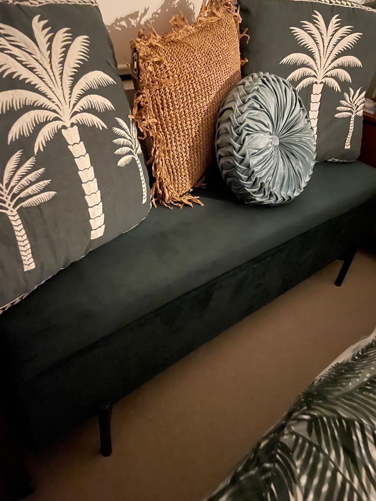 Artiss Storage Ottoman Blanket Box Bench 140cm Large Seat Chest Velvet ...