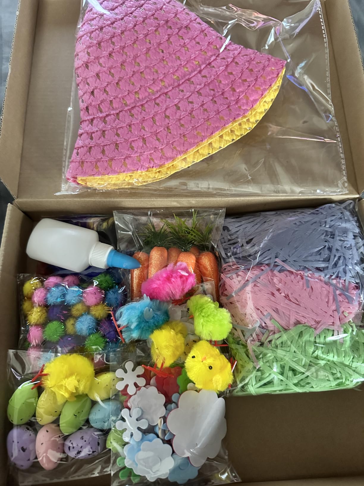 Lubibi Easter Bonnet DIY Kit - Easter Craft Kit, 2 Straw Hats, Eva ...