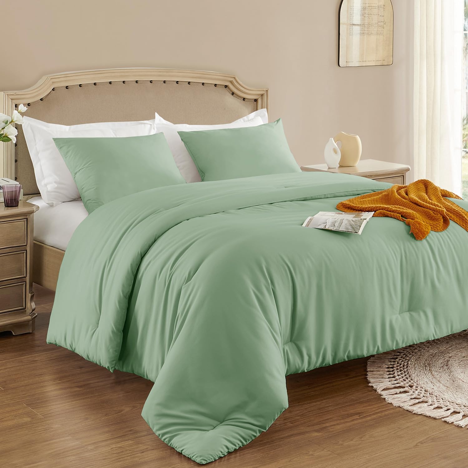 Amazon.com: Amazon Basics 3 Piece Bedding Set, Micromink Sherpa, Ultra ...