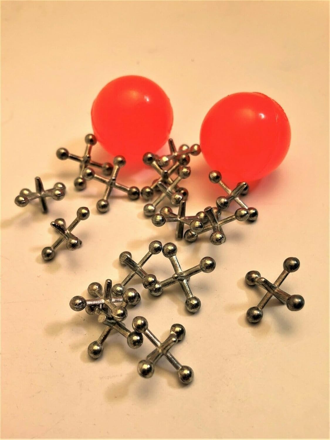 Amazon.com: Classic Fun Toy Game with 16 Metal Jacks and 2 Red Rubber ...