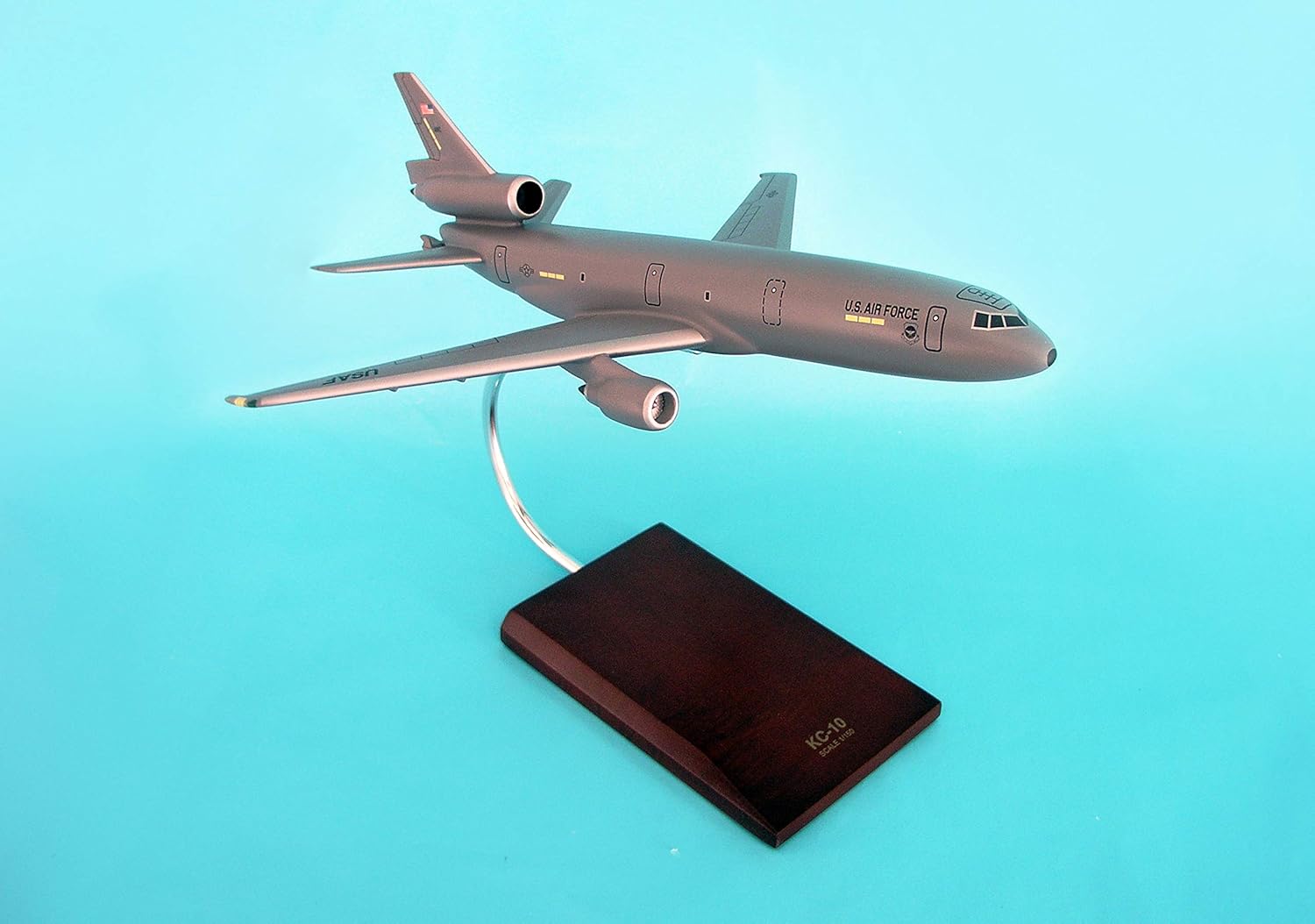 Amazon.com: EXEC SER KC-10A EXTENDER GREY(NEW SCHEME) 1/150 (CKC102T ...