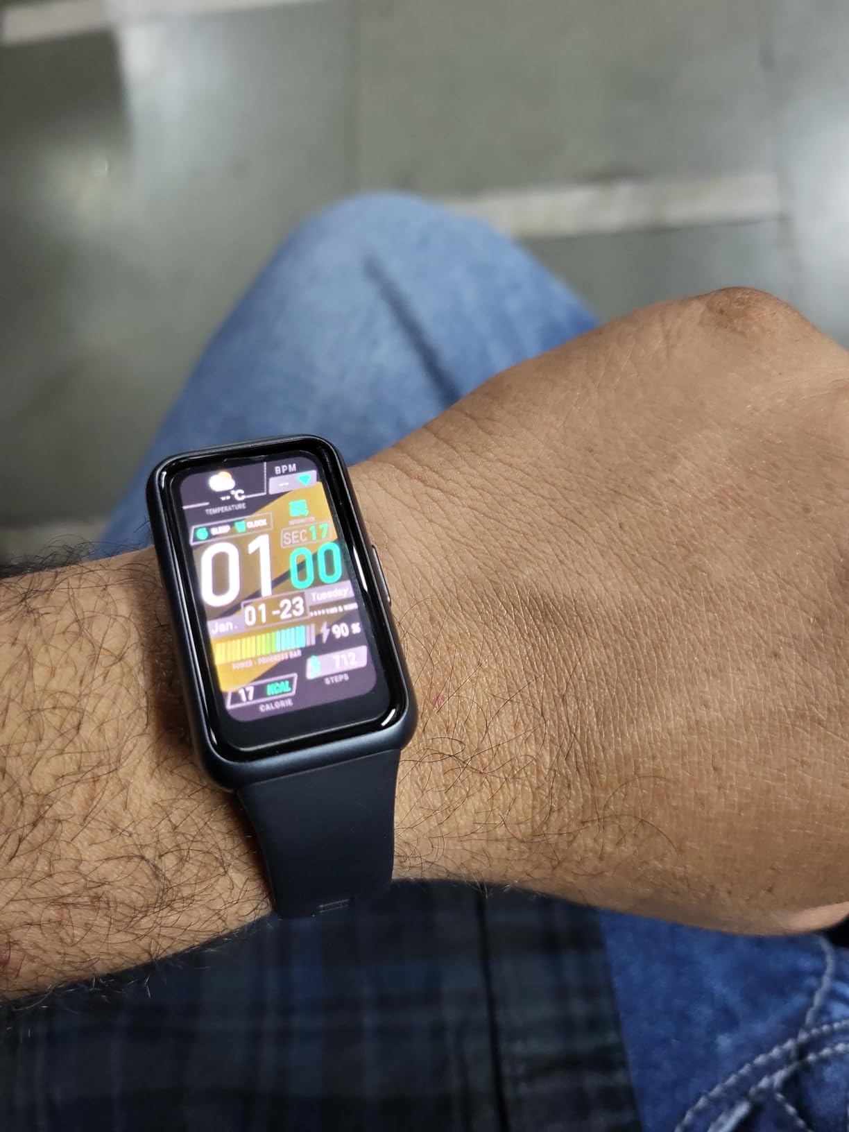 Huawei Band 7 Smartwatch, 1.47" AMOLED Display, Fitness Tracker, Slim ...