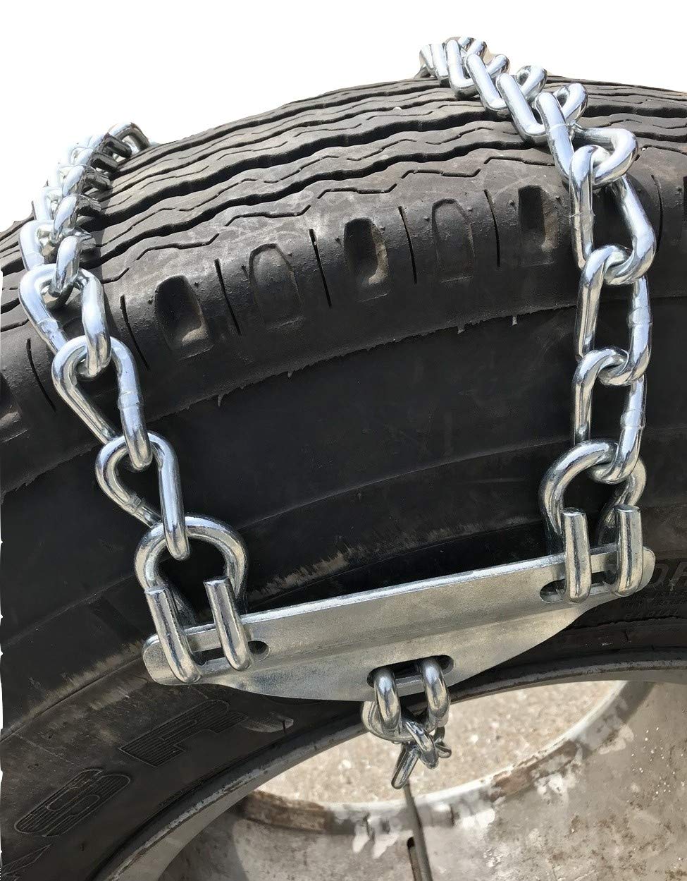 Amazon.com: TireChain.com 11-22.5, 11 22.5 Strap On Emergency Tire ...