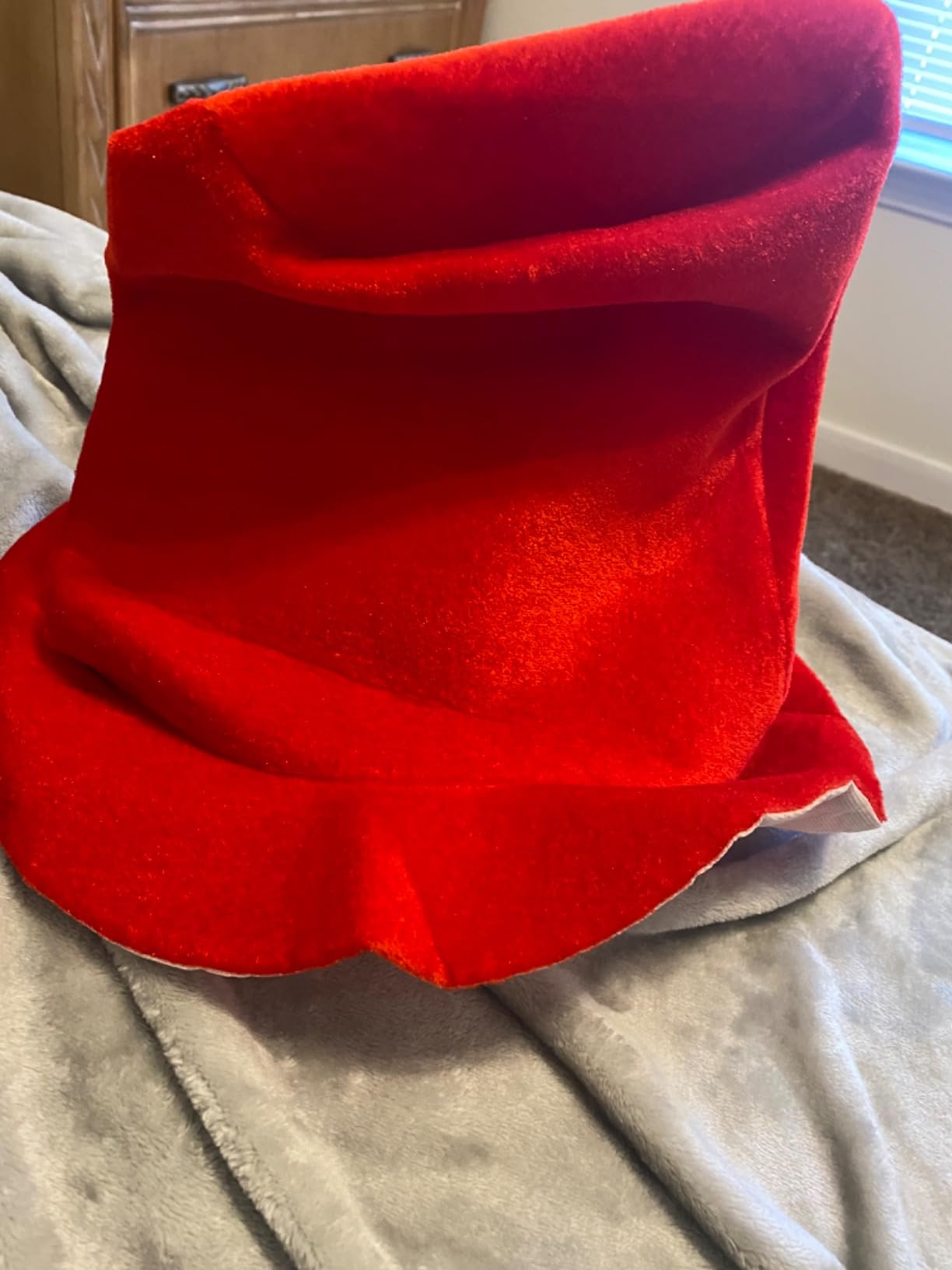Amazon.com: Luvfamday Red Top Hat Stove Pipe Hat Tall Hat Cosplay ...