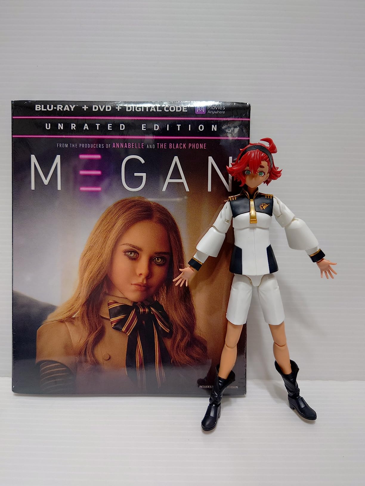 Amazon.co.jp | M3GAN (Blu-ray + DVD + Digital Code) DVD・ブルーレイ