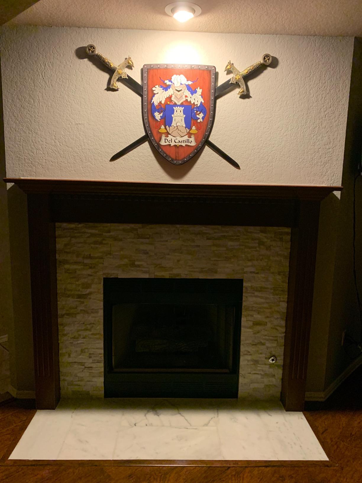 Amazon.com: Del Castillo Family Crest Custom Coat of Arms, Family ...
