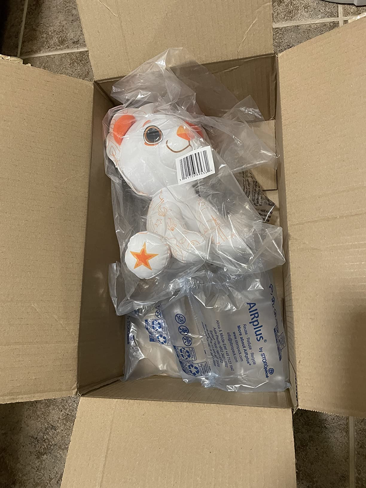 Amazon.com: Crayola Deluxe Color ‘N Plush 10-Inch Lion - Draw, Wash ...