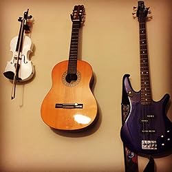 Amazon.com: String Swing Violin Hanger Wooden Wall Mount for Home ...