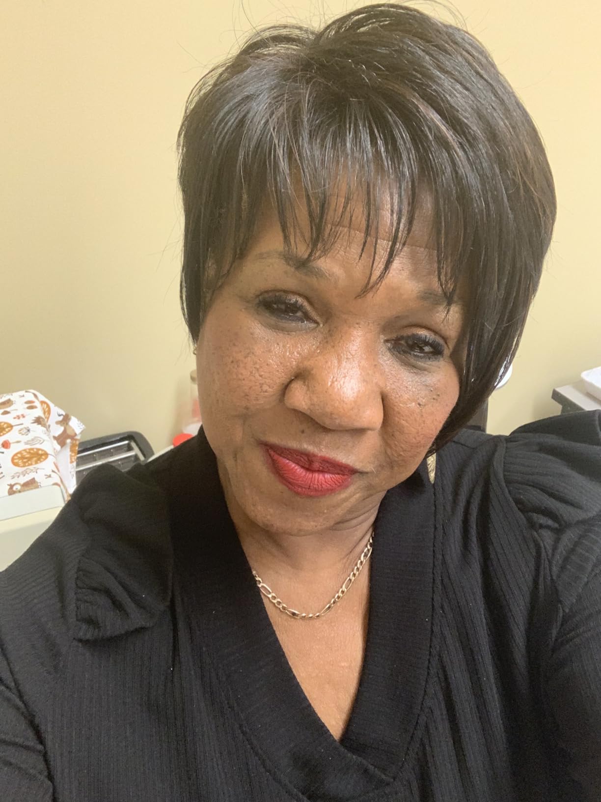 Amazon.com : Vivica A. Fox MOORE-V New Futura Fiber, PS Cap Wig in ...