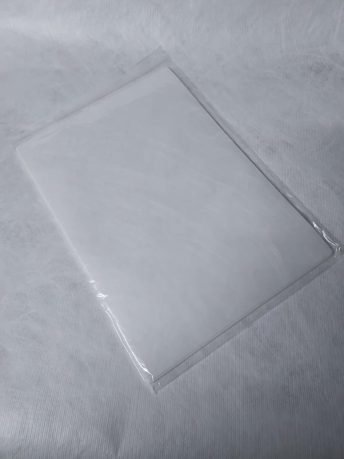 Tyvek 105gm A4 - Pack of 20 Sheets (8.3" X 11.7") : Amazon.co.uk ...