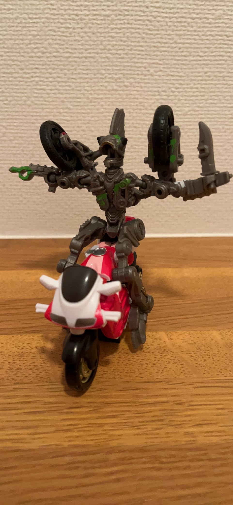 Amazon.co.jp: Transformers SS-123 Mohawk : Toys & Games