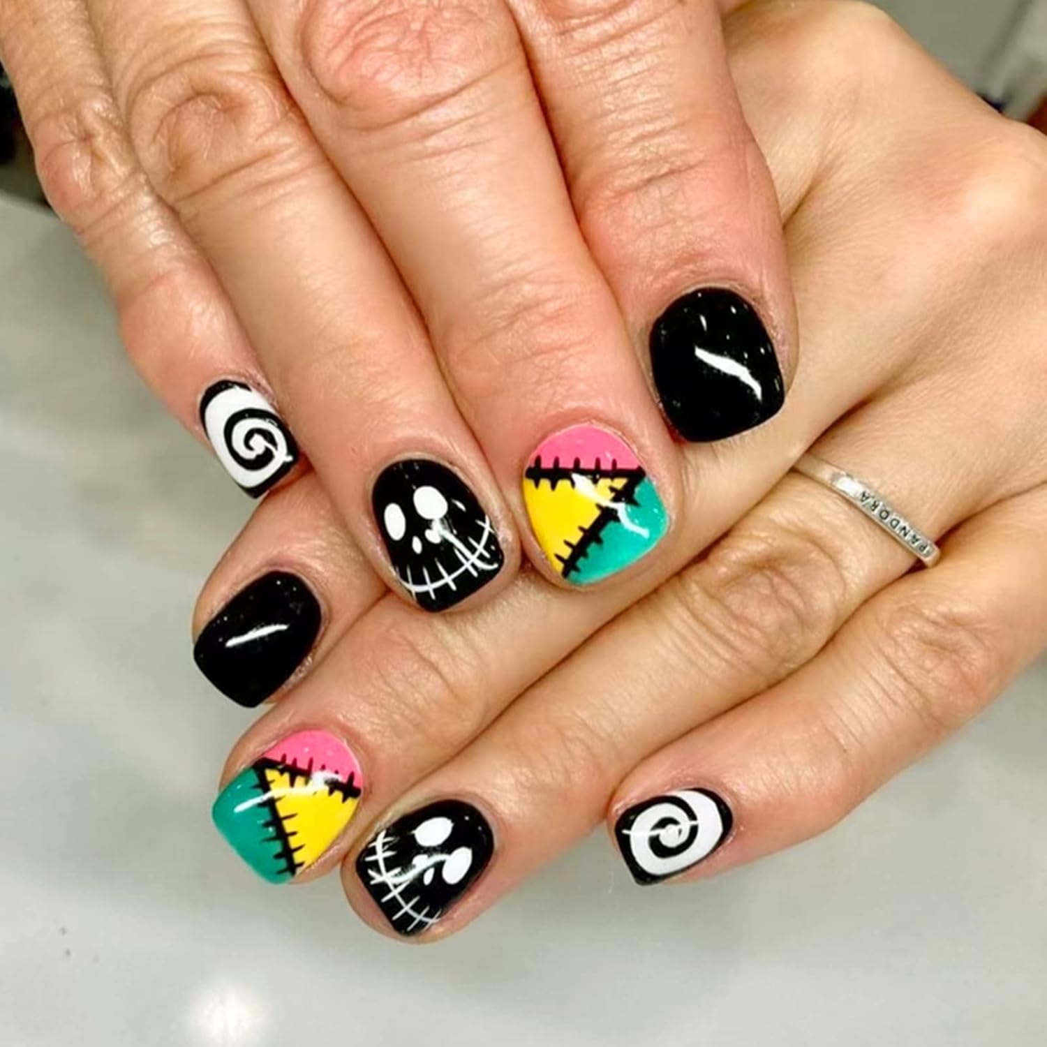 Amazon.com: QINGGE Halloween Press on Nails Short Length Square Horror ...