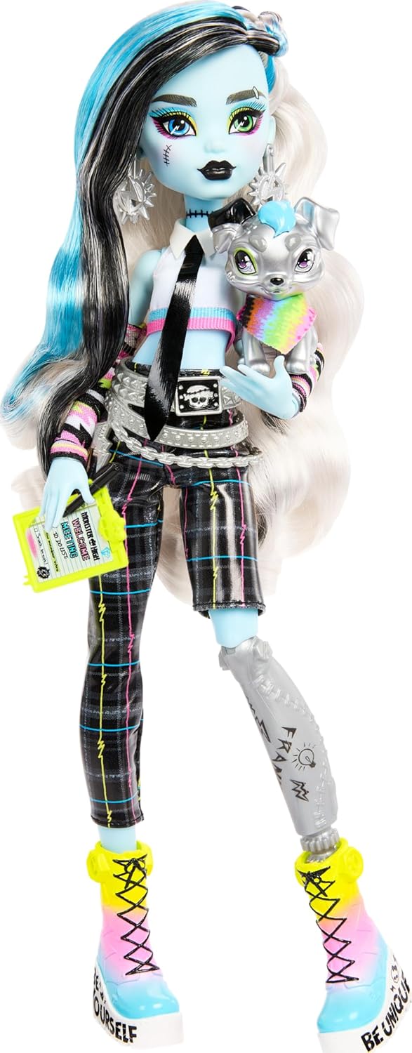 Monster High Frankie Stein Doll, Welcome Committee Set with 15 ...
