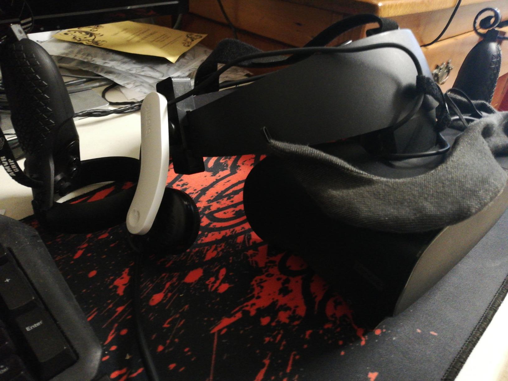 Oculus Rift S PC-Powered VR Gaming Headset : Amazon.com.au: Electronics