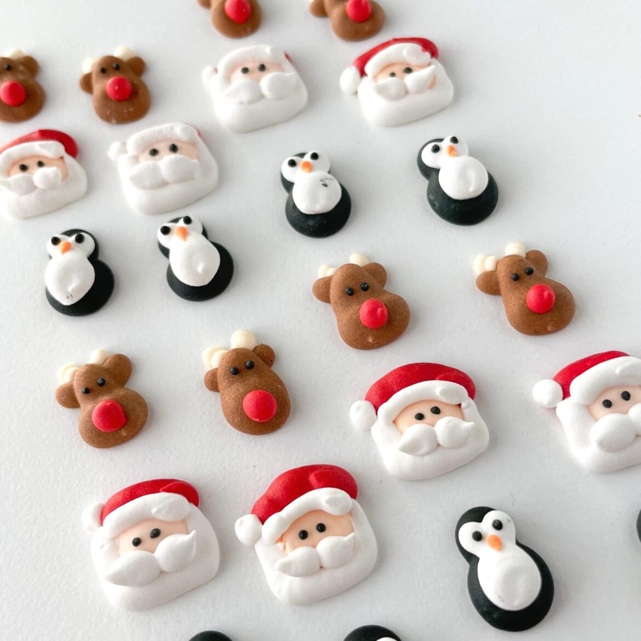 Amazon.com: 12 Mini Christmas Icing Shapes | Xmas Sprinkles| Christmas ...