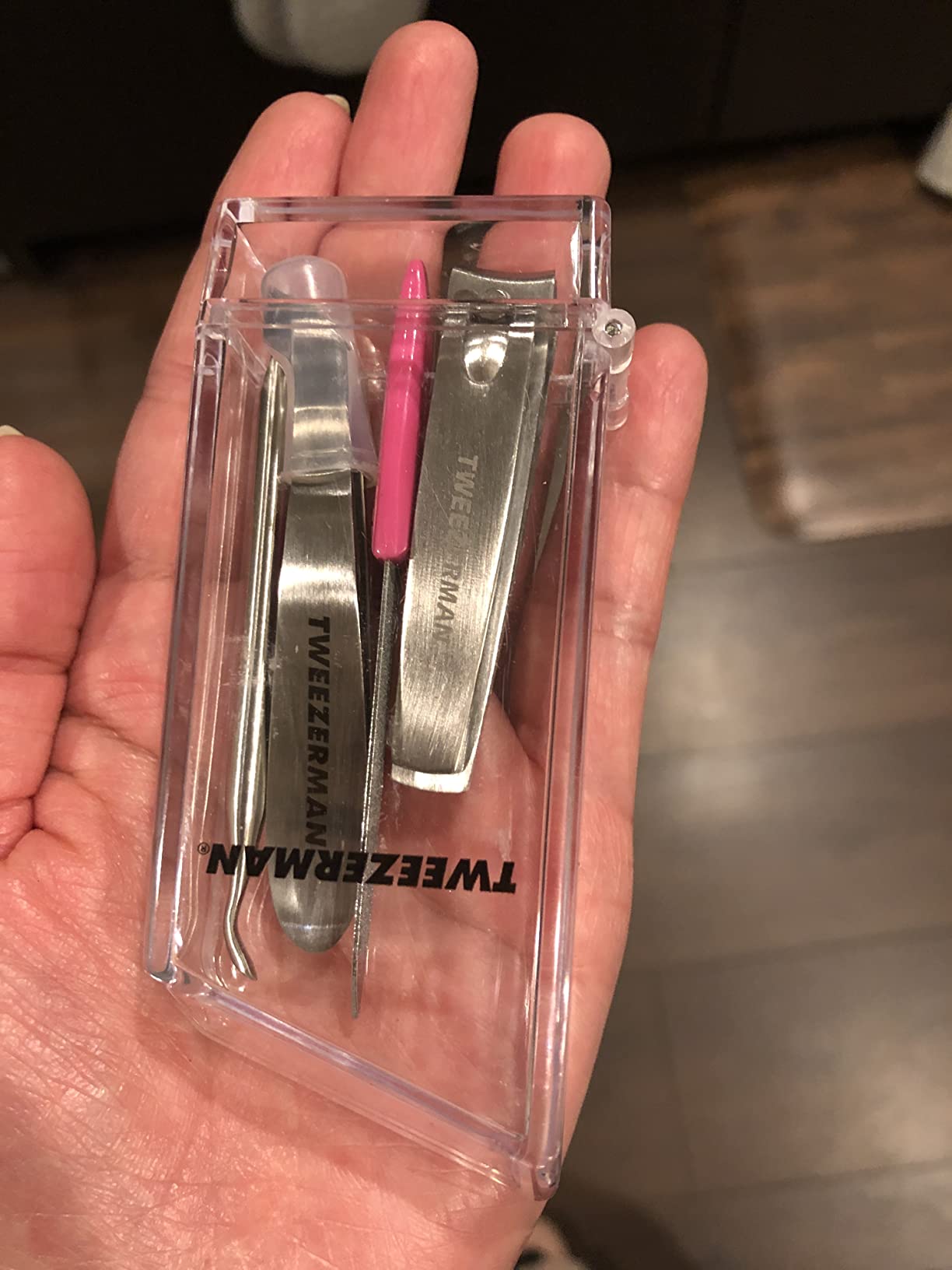 Amazon.com : Tweezerman Mini Manicure Kit : Nail Files And Buffers ...