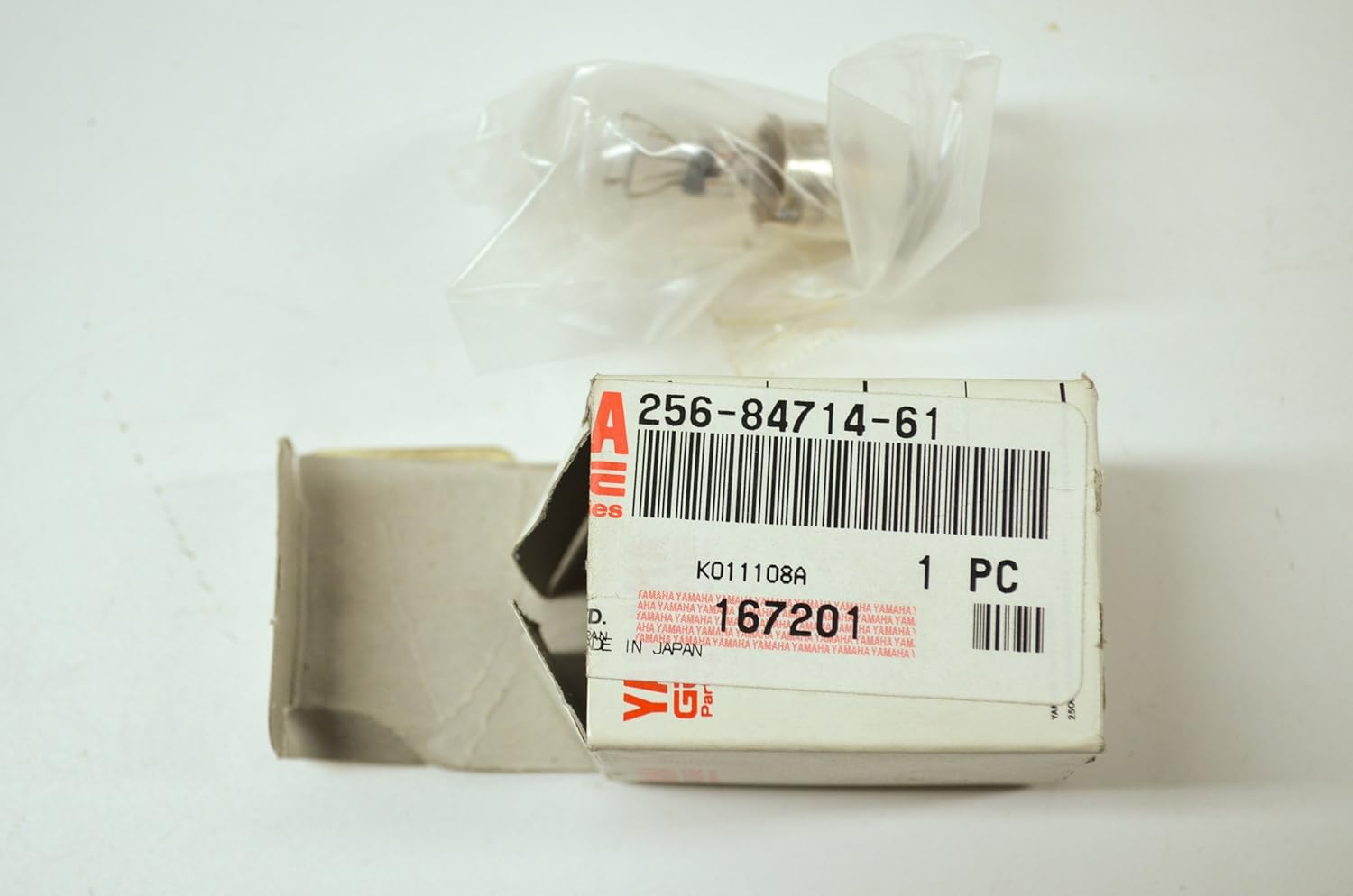 Amazon.com: Yamaha 256-84714-61-00 BULB 12V32/3CP; 256847146100 ...