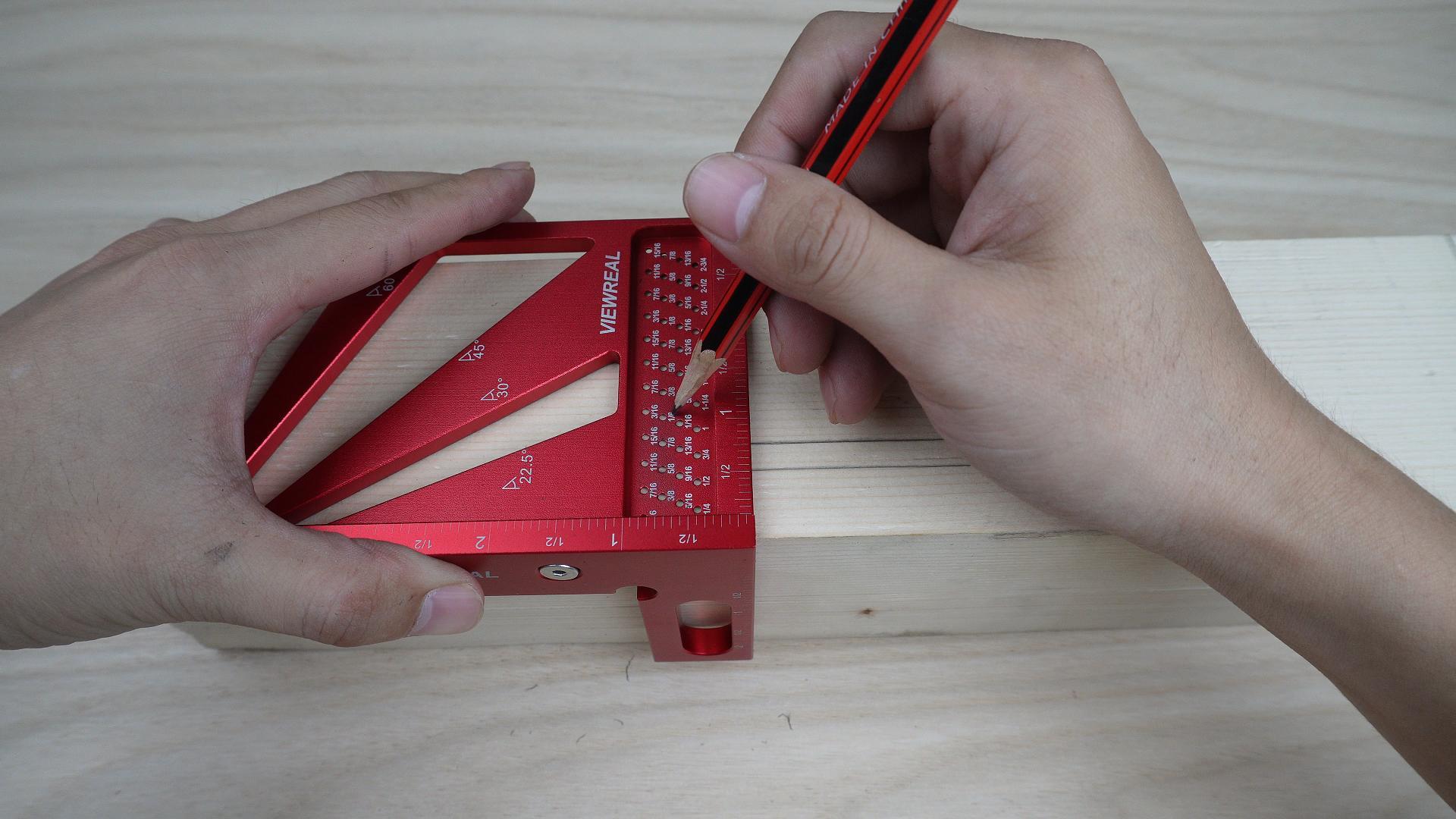 Watch 3D working square ruler for DIY on Amazon Live