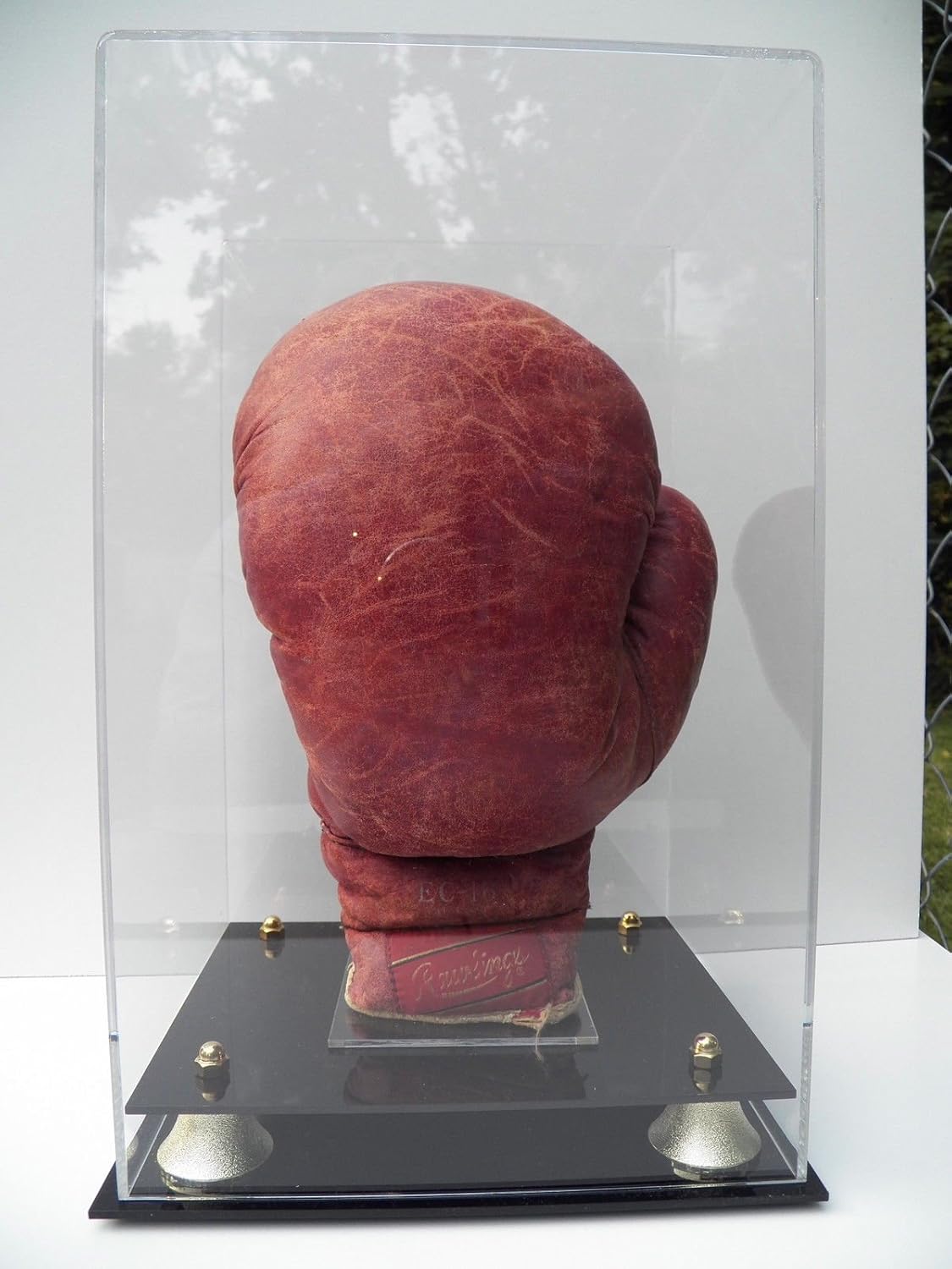 Amazon.com: Boxing Glove Display Case Vertical with Two-Tier Acrylic ...