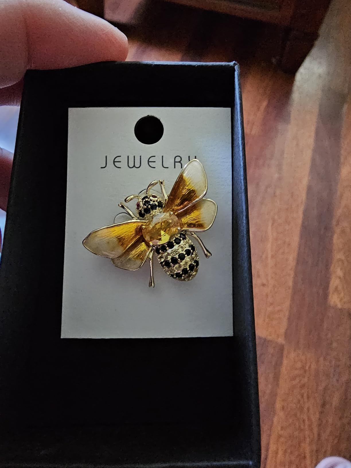 Amazon.com: Rhinestone Bee Brooch Pin for Women Girls Fashion Cute ...