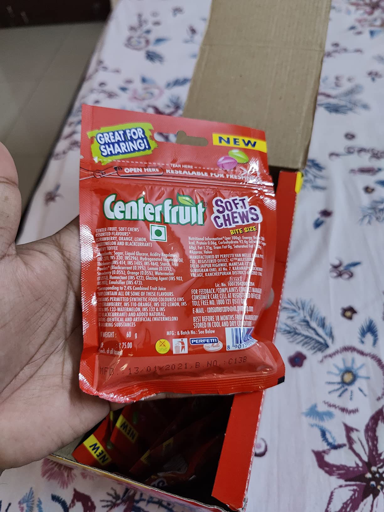 Center Fresh Mint, Chewy Mints, Spearmint Flavour Candy Pocket Bottle ...