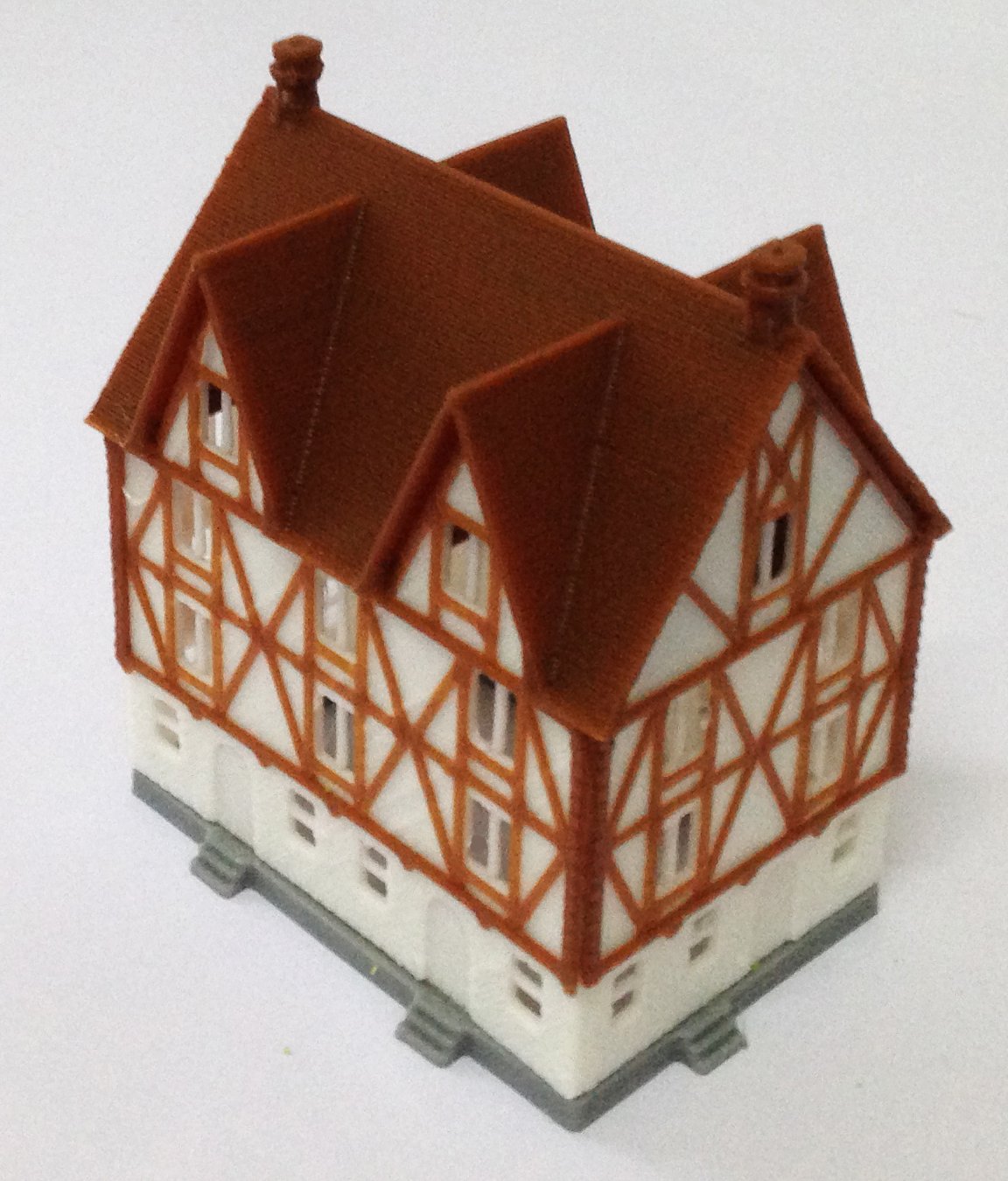 Amazon.com: Outland Models Train Railway Layout Half Timbered House (Medium) Z Scale 1:220 ...