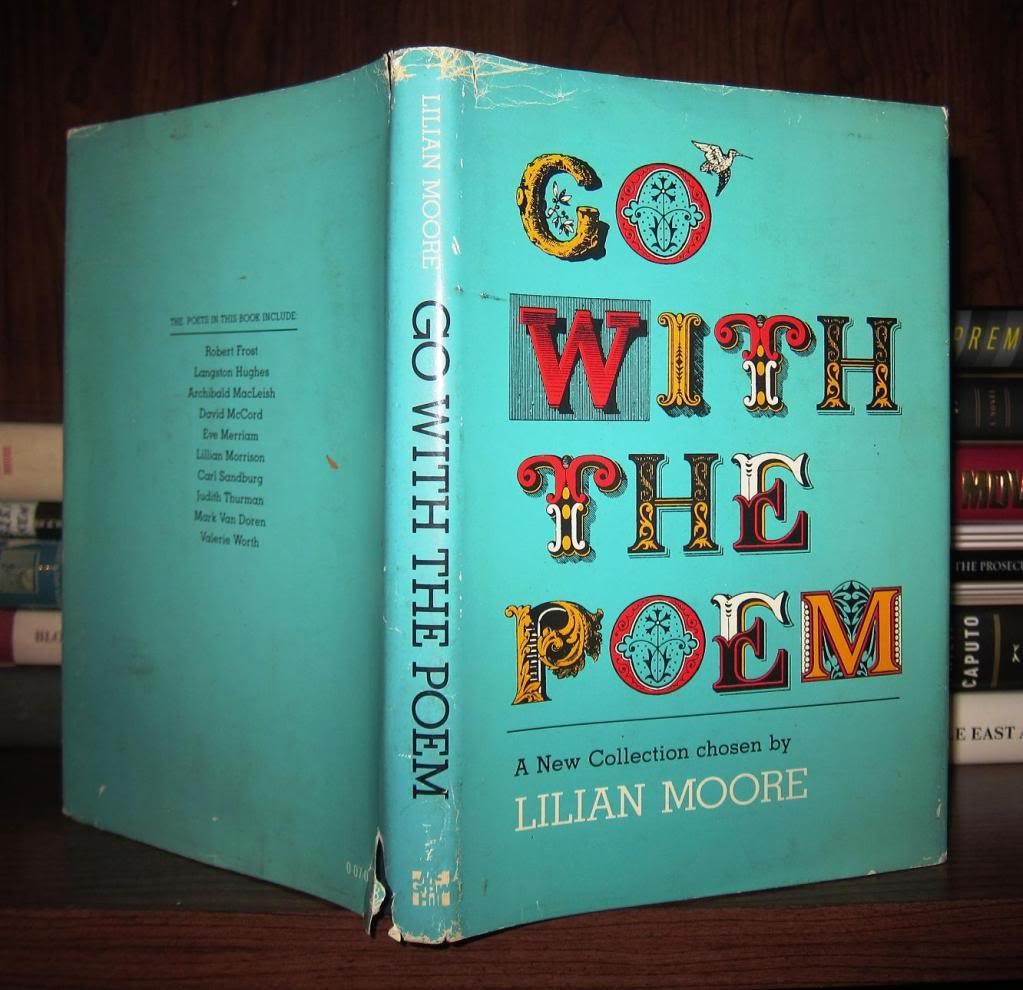 Go With the Poem: A New Collection: Lilian Moore: 9780070428805: Amazon ...