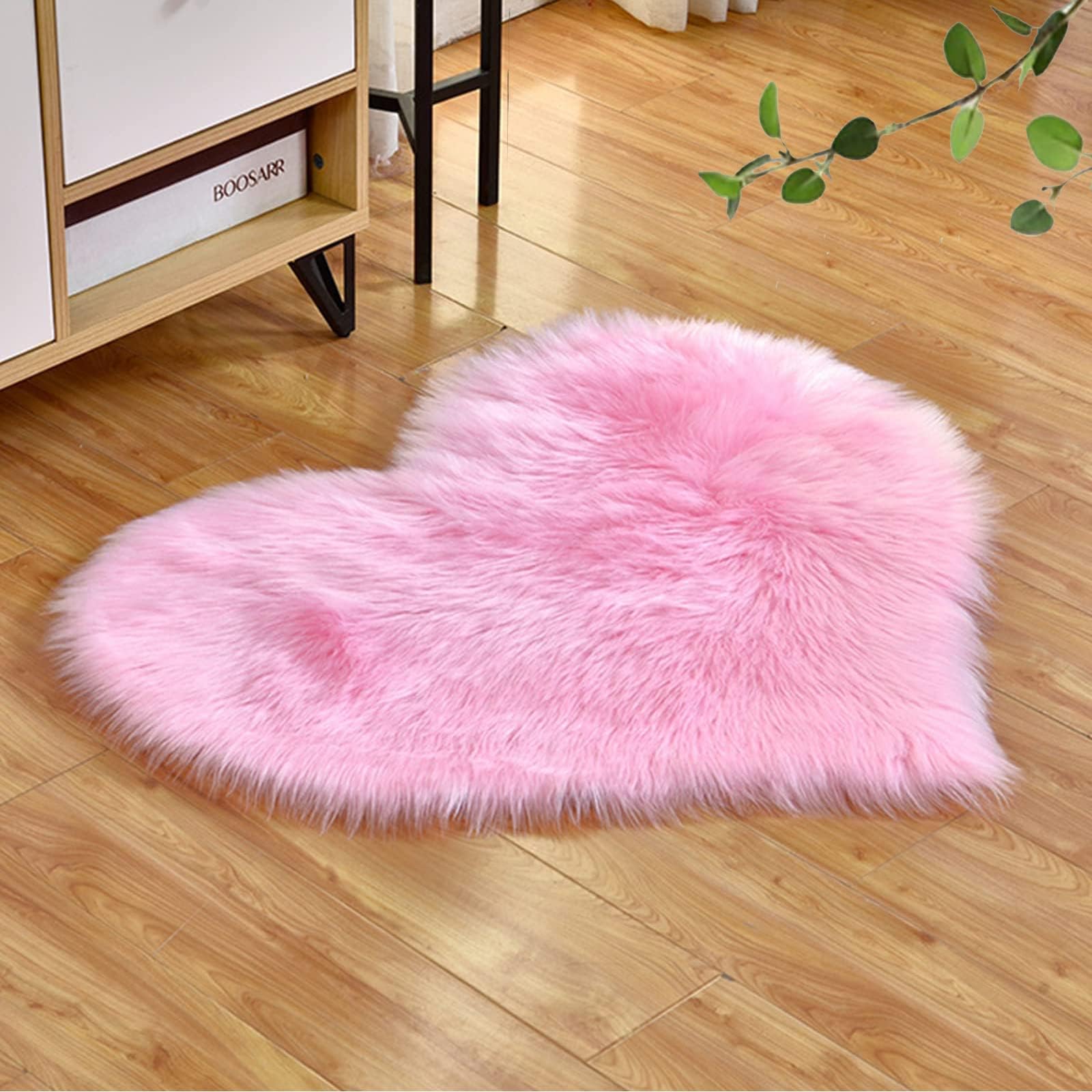 Amazon.com: VANILLACHOCOLATE Heart Shaped Soft Faux Sheepskin Fur Area ...