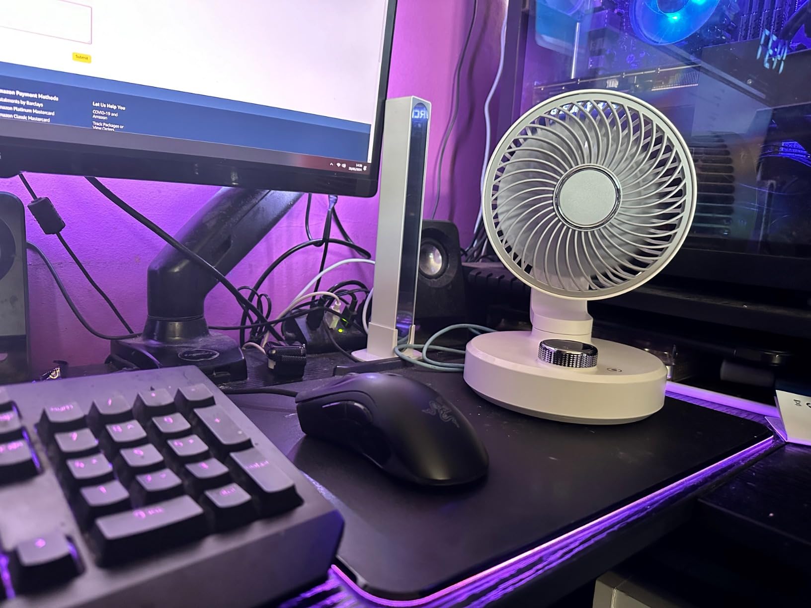 Air Circulator Desk Fan, USB Desk Table Fan with Strong Airflow & Quiet ...