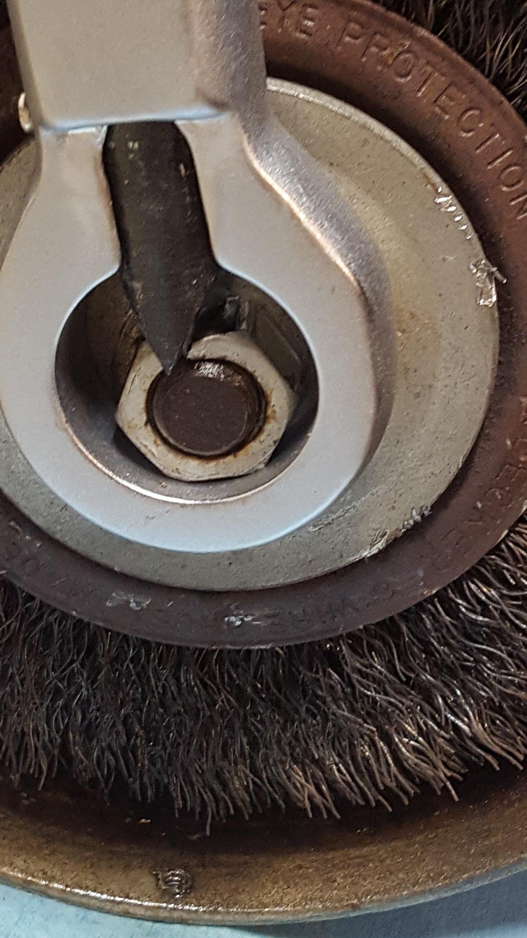 Amazon.com: OEMTOOLS 25126 7/8 Inch Nut Splitter Tool, Heavy Duty ...