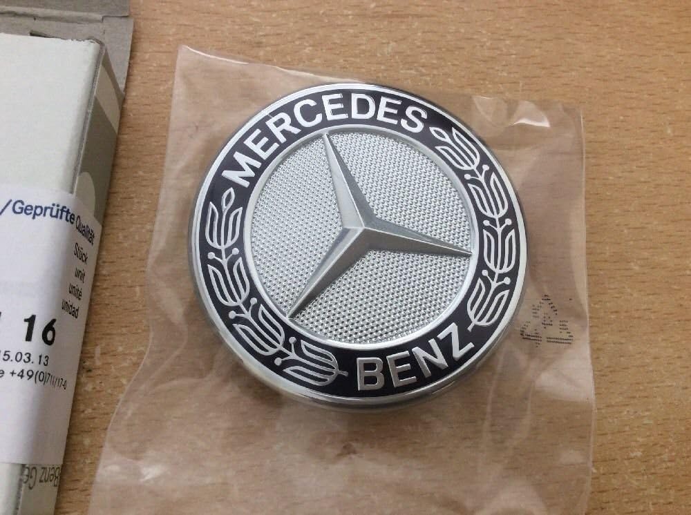 Amazon | メルセデス ベンツ 純正 エンジンフード・ボンネット・エンブレム ローレルリース 2188170116 | エンブレム ...