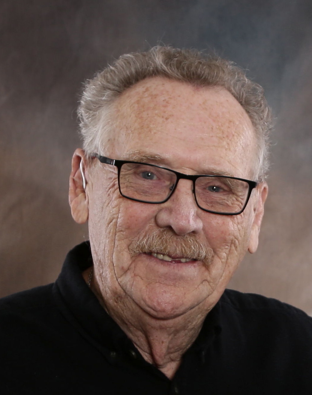 Amazon.com: Harry Hoge: books, biography, latest update