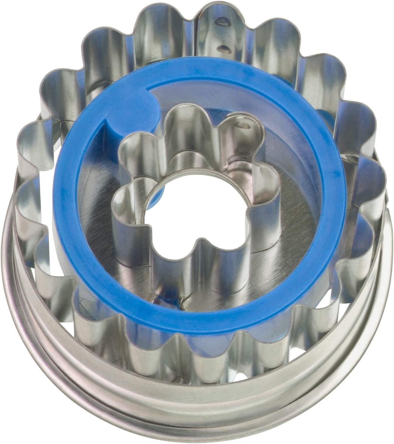 Amazon.com: Kaiser Cookie Cutter Linzer Flower 5Cm, 5.2 x 5.2 x 5.2 cm ...