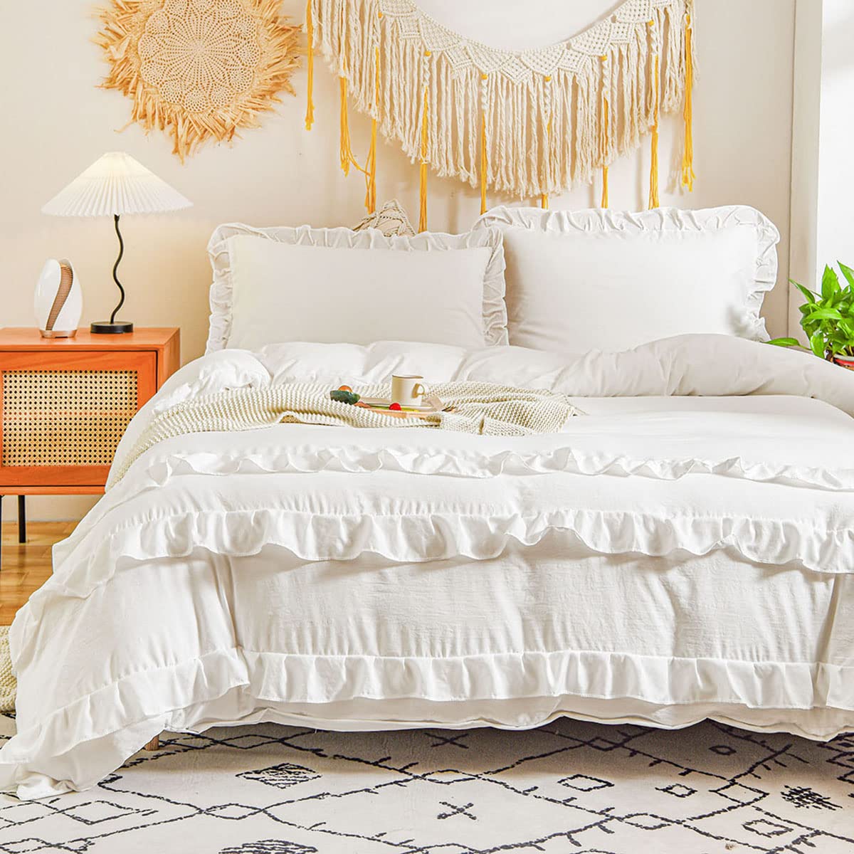 Amazon.com: Jolusere White Ruffle Duvet Cover Set Full Size Solid Color ...